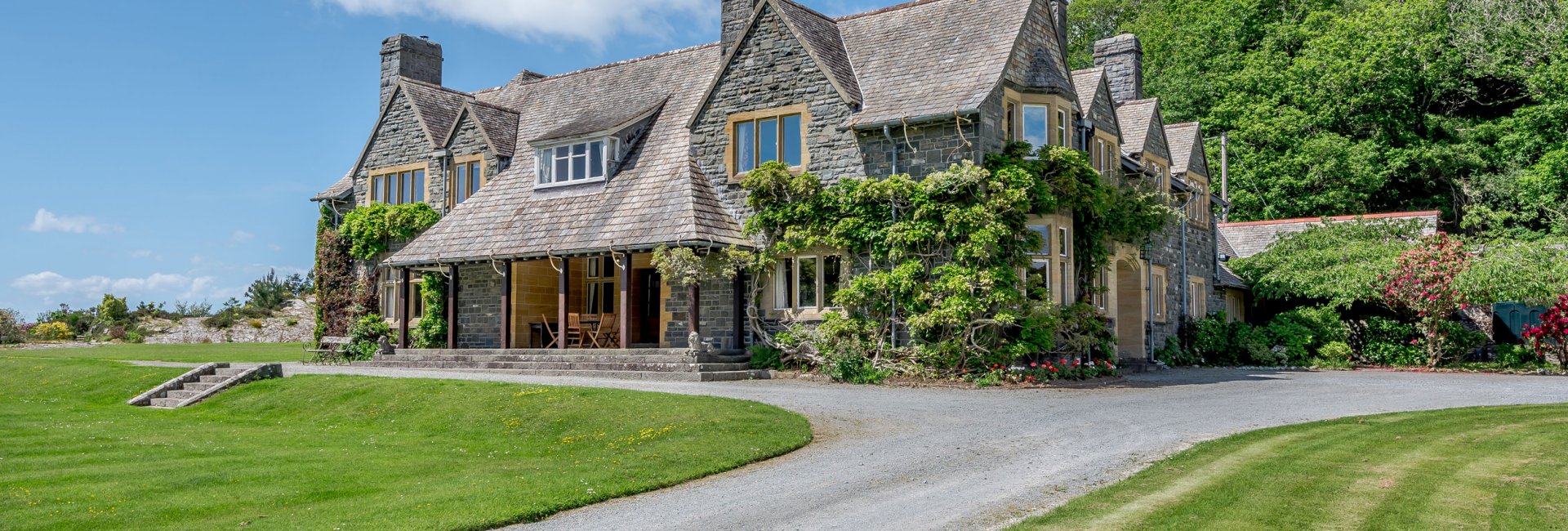 Unique Manor House near Llanbedr