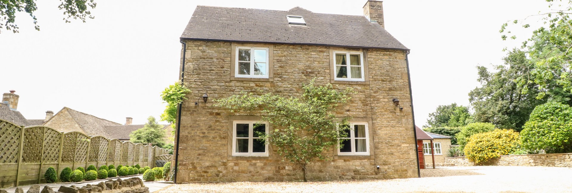 Unique Manor House near STOW ON THE WOLD